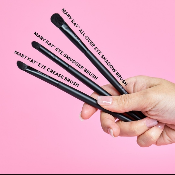Mary Kay | Makeup | Mary Kay Essential Brush Collection | Poshmark